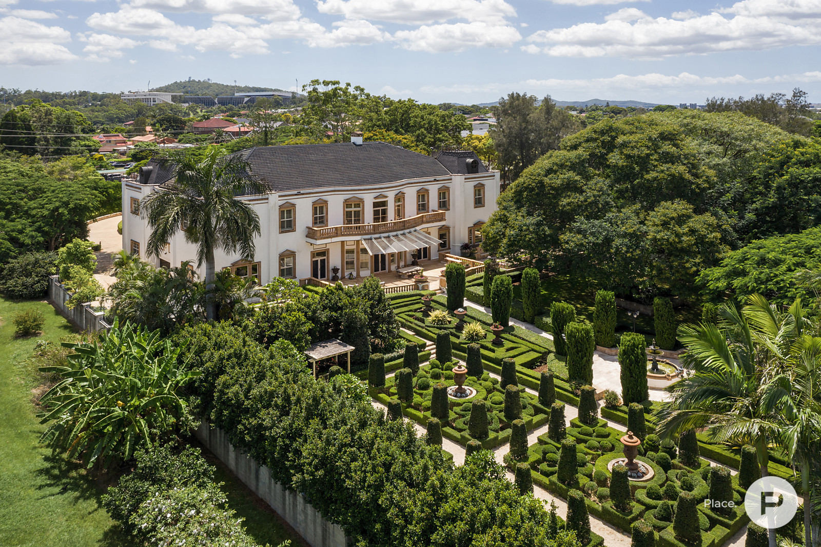 Step Inside Two Iconic Brisbane Mansions that Could Test ...